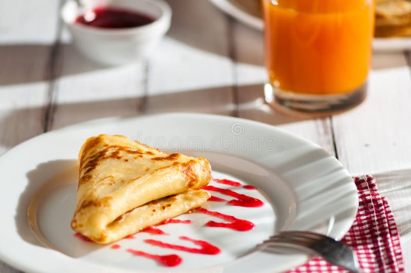 Folded Pancake on White Plate Stock Image - Image of closeup, fork: 32746943