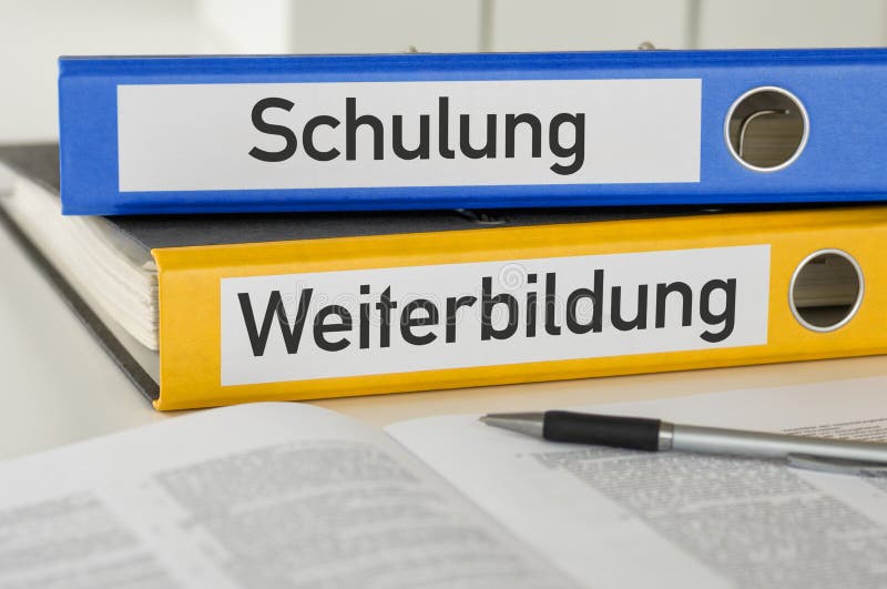 Folders with the Label Training and Education - Schulung Und ...
