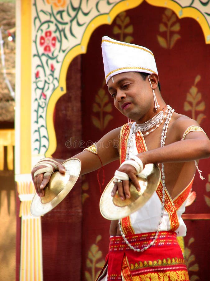 Folk Artist Varli Tribe Playing Tarpa Dance on Stage Editorial Stock ...