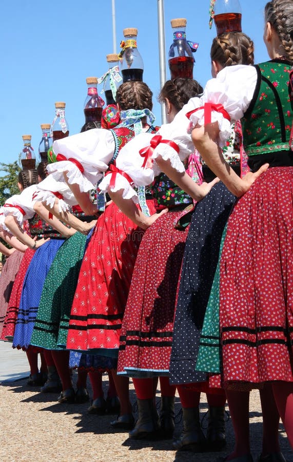Folk dance editorial stock photo. Image of embroidery - 34575963