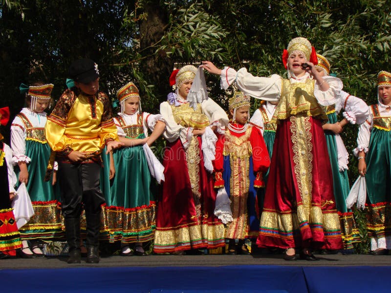 Folklore Ensemble of Russian Editorial Photo - Image of blond, dance ...