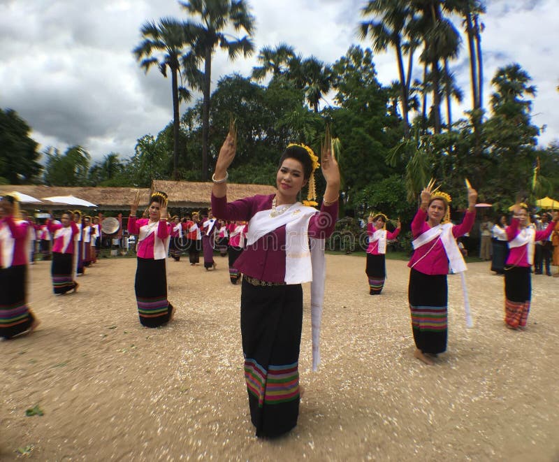 Fon Leb editorial stock image. Image of lannadance, dance - 90046014