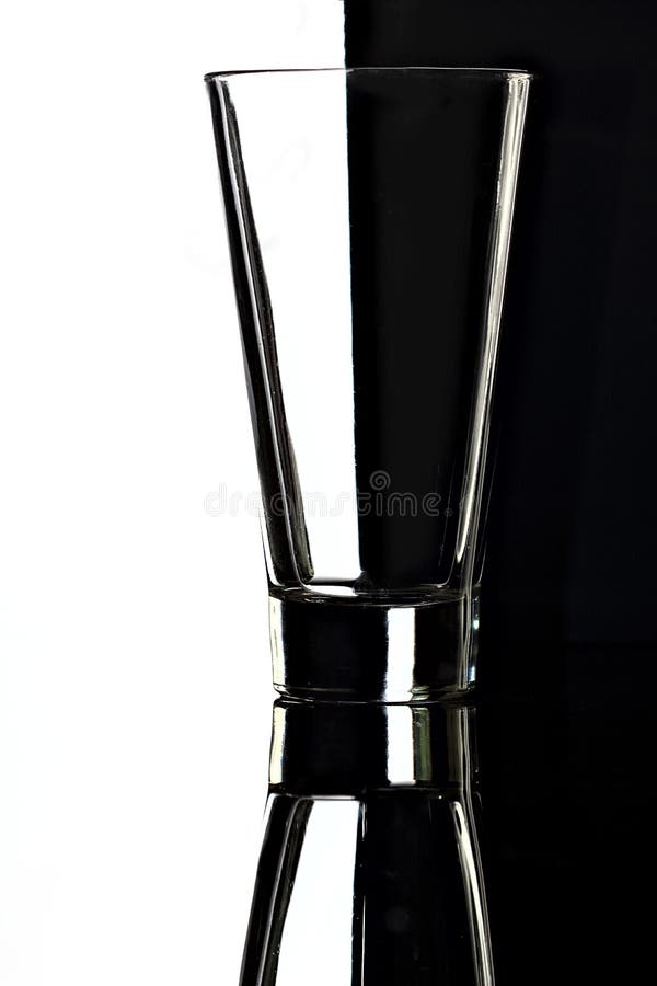 Fond Noir Et Blanc En Verre Double Fond De Couleur De Concept Image ...