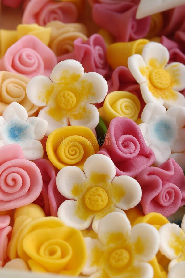 Fondant flower decoration stock photo. Image of bright - 27680708