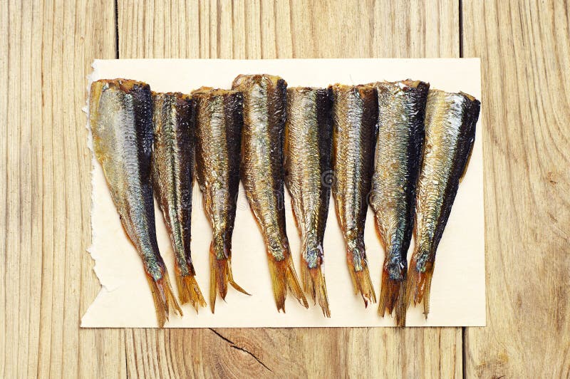 Spratti affumicati immagine stock. Immagine di bianco - 22503233