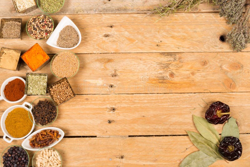 Fondo de los condimentos foto de archivo. Imagen de tazas - 33042566