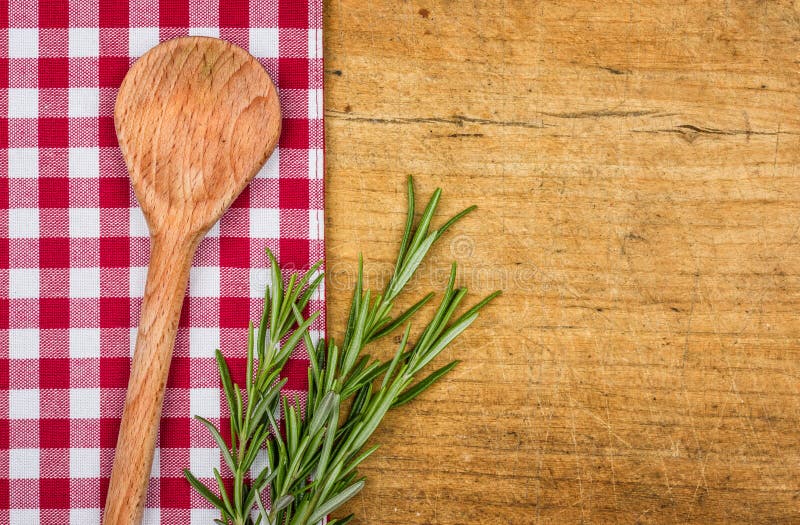 Fondo De Madera Rústico Con El Mantel a Cuadros Foto de archivo ...
