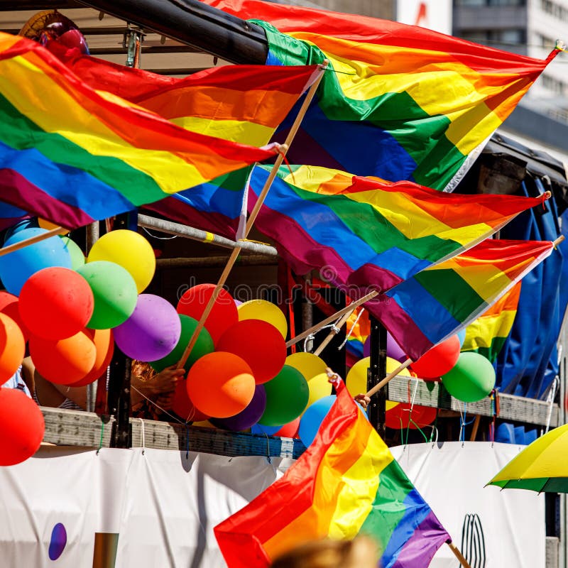 Fondo De Muchas Banderas Lgbt Arcoiris. Imagen de archivo - Imagen de ...