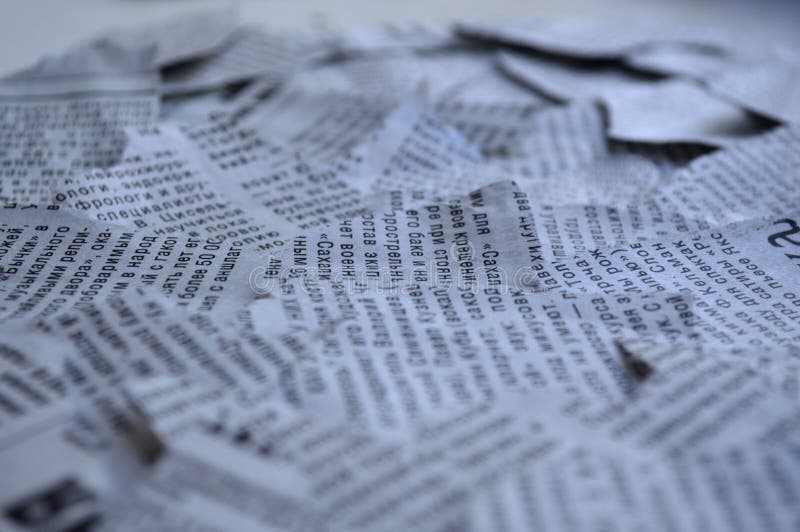 Periódico rasgado foto de archivo. Imagen de paginación - 37412718