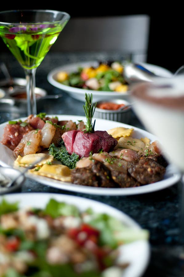 Seafood platter for two stock image. Image of wine, lemon - 12182835