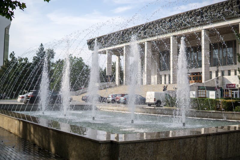 Fontain in the park stock image. Image of drop, block - 122294531