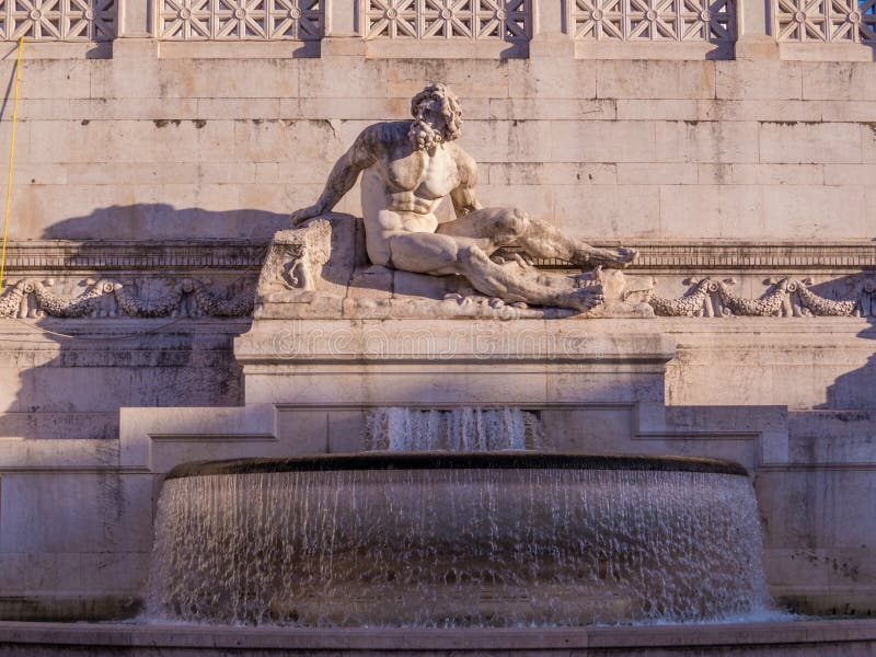 Fontana del Tirreno, Roma imagem de stock. Imagem de bonito - 76553999