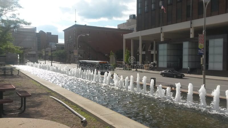 Fontana di Kansas City fotografia editoriale. Immagine di acqua - 50917752