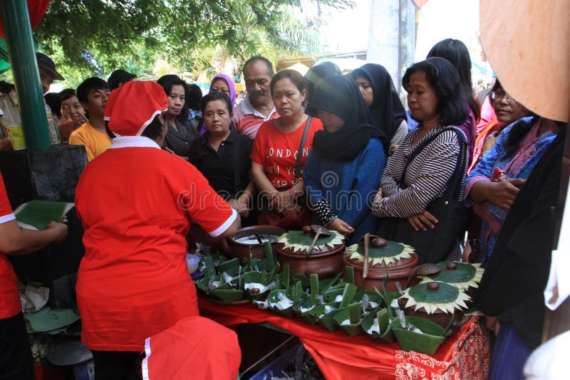 Food festivals editorial stock photo. Image of central - 50334113