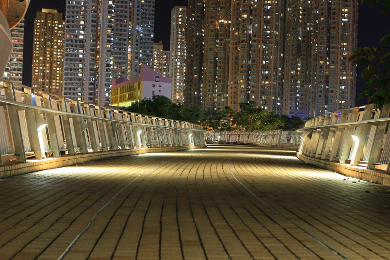 Foot Path in City Park at Night Editorial Image - Image of urban ...