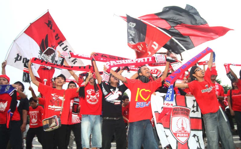 Football supporter editorial photo. Image of challenge - 35503211