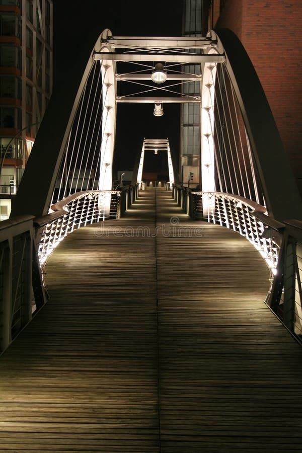 Footbridge at night stock photo. Image of symmetrie, footbridge - 2436420