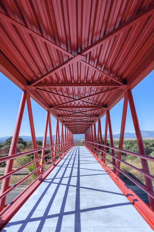 Footbridges Can Have Different Architectural Styles, from Simple ...