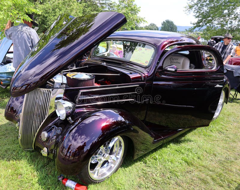 Ford 3 Window Coupe (Custom) Editorial Stock Photo - Image of auto ...
