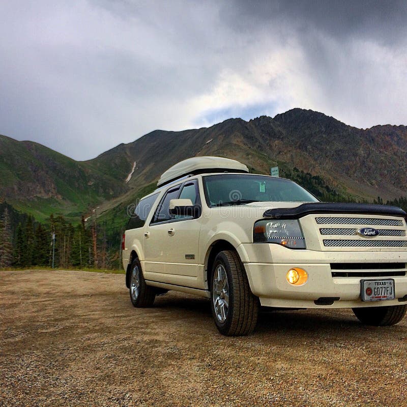 Ford Expedition EL editorial stock image. Image of limited - 44720534