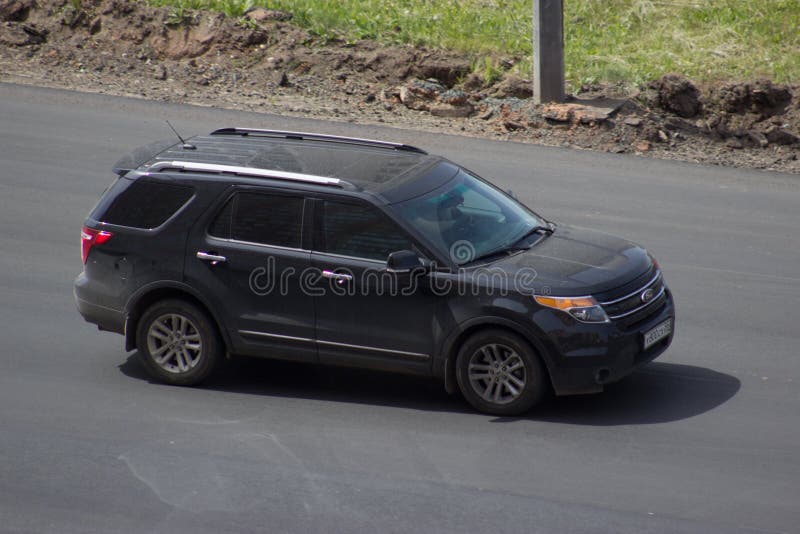 Ford Explorer White Color at Night Editorial Photography - Image of ...