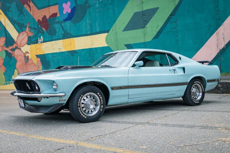 1969 Ford Mustang Mach 1 editorial image. Image of performance - 386538790
