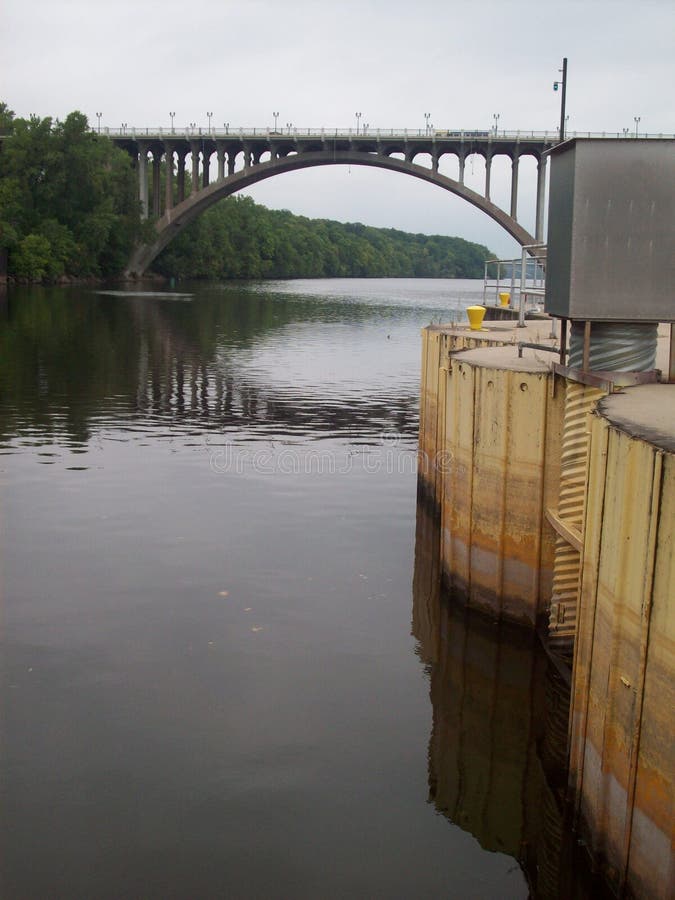 Ford Parkway Bridge And Dam Stock Image - Image of nature, highland ...