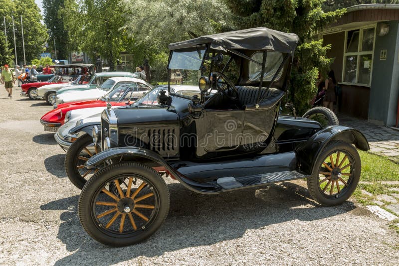 Ford T oldtimer car editorial photography. Image of parked - 93683642