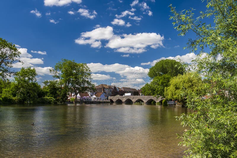 Fordingbridge E O Rio Avon Em Hampshire Imagem de Stock - Imagem de ...