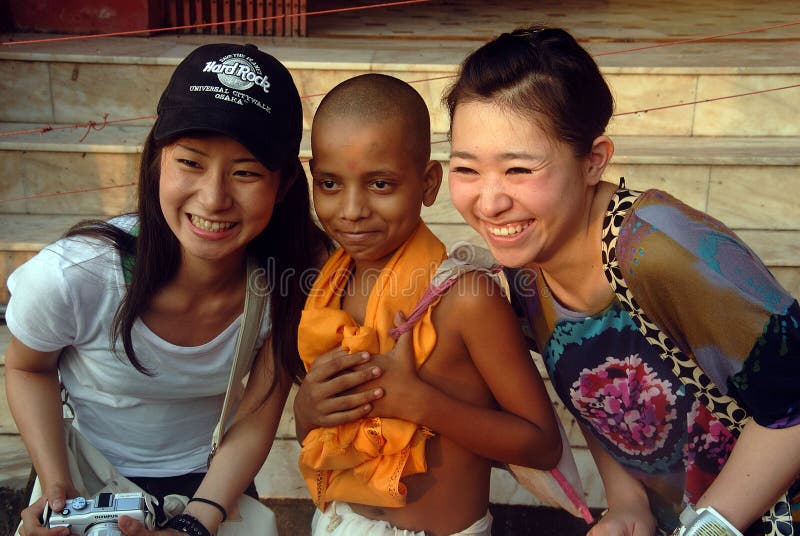 Foreigners in India editorial stock image. Image of dasaswamedh - 20897119