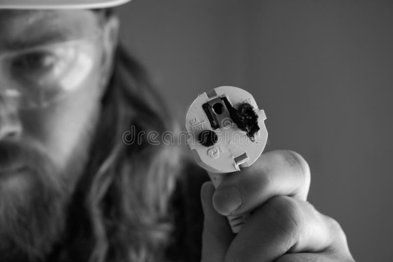 Forensic Evidence of Electrical Failure in Black and White ...