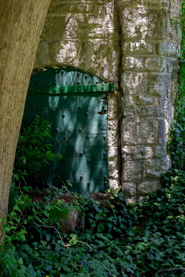 The Forgotten Gate stock image. Image of rusts, enter - 156320163