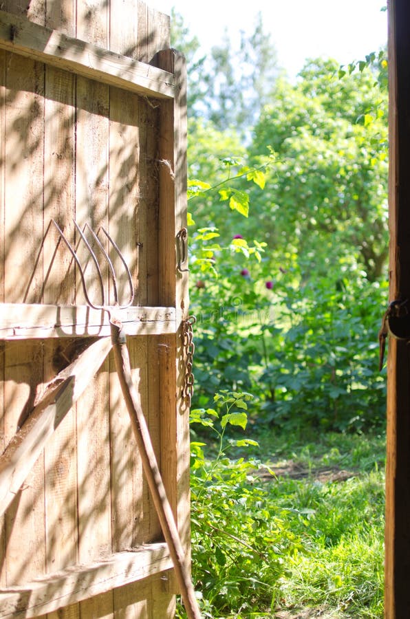Fork in the Gates of the Rustic Barn. Stock Image - Image of farm ...