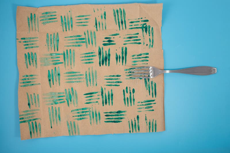 Fork and Paint Decorative Stamp Tutorial, DIY Personalized Wrapping ...