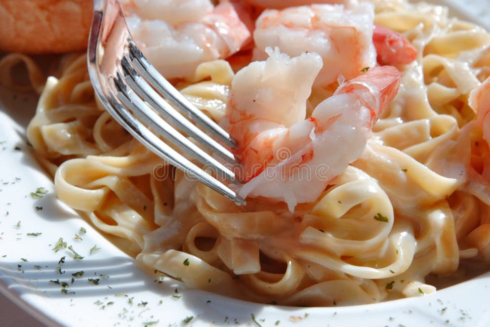 Fork Piercing Shrimp Alfredo Stock Image - Image of edible, pierce: 3940475