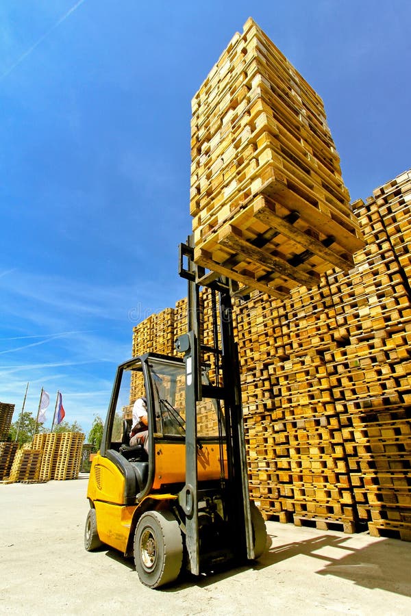 Forklift pallet stock image. Image of transport, warehouse - 16862191