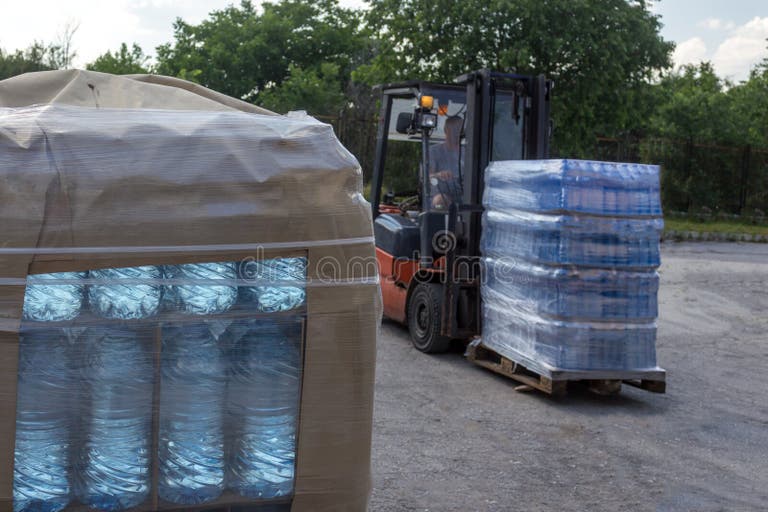 24,762 Warehouse Unloading Stock Photos - Free & Royalty-Free Stock ...