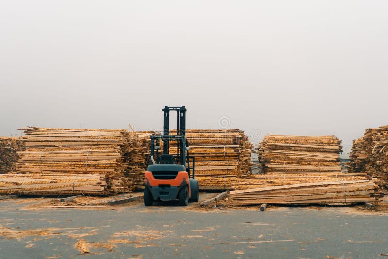 532 Lumber Forklift Loading Stock Photos - Free & Royalty-Free Stock ...