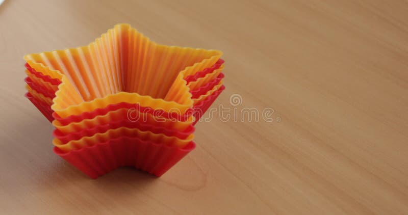 Form for baking cupcakes stock image. Image of dessert - 84415325