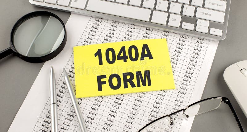 1040 a FORM Text Written on a Sticky on Chart with Keyboard and ...