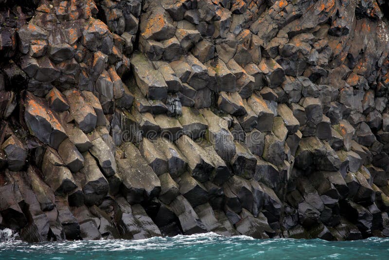 Formações De Rochas Basálticas Foto de Stock - Imagem de nanômetro ...