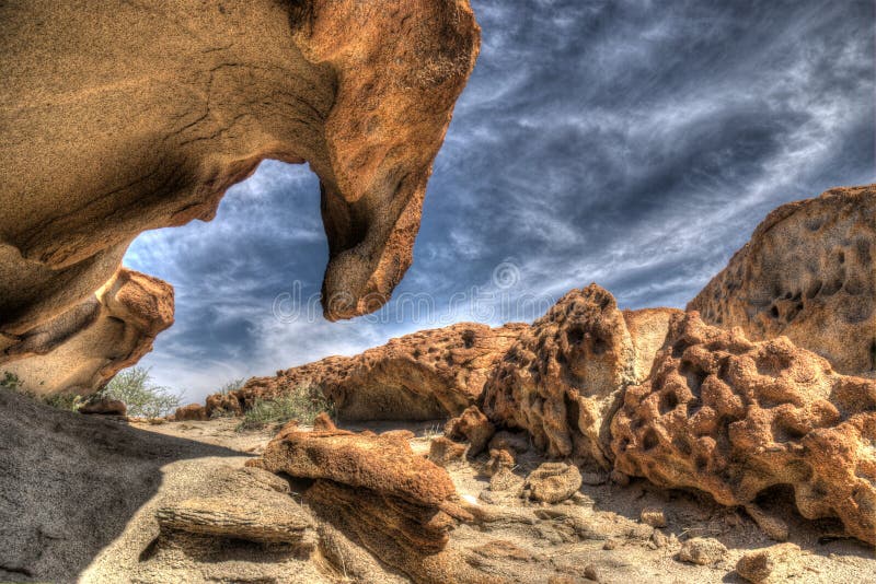 Formaciones De Roca Extrañas De Toba Volcánica Volcánica En Cappadocia ...