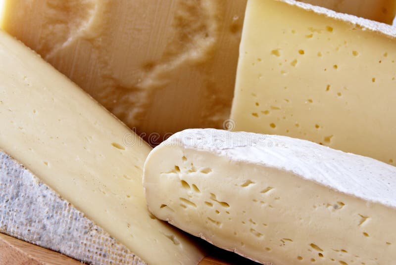 Formaggi italiani fotografia stock. Immagine di gentile - 17082596