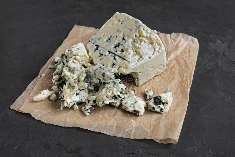 Parte Di Formaggio Blu Danese Fotografia Stock - Immagine di consumo ...