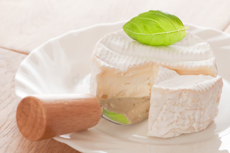 Formaggio Francese Del Brie Fotografia Stock - Immagine di tabella ...
