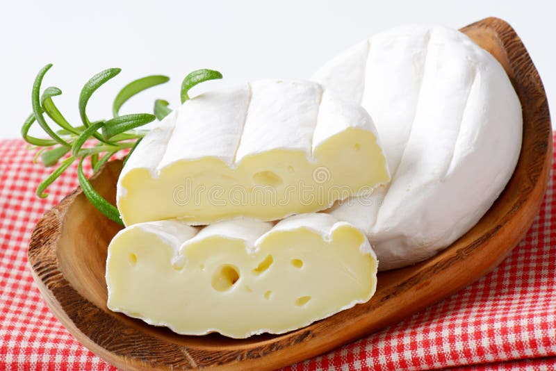 Formaggio Morbido maturato immagine stock. Immagine di prodotto - 55362595