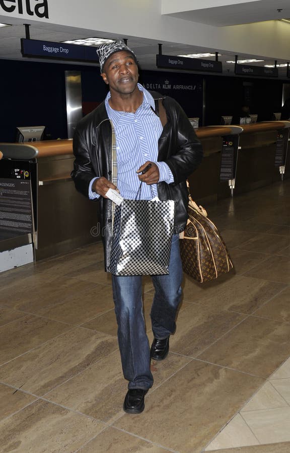 Former Heavyweight Boxer Evander Holyfield at LAX Editorial Photo ...