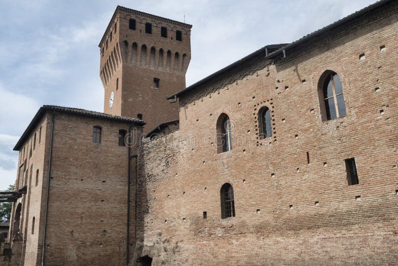 Formigine Modena, Italia: Castello Immagine Stock - Immagine di antico ...