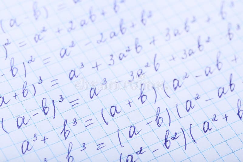 Formules de maths image stock. Image du complexe, connaissance - 121591695