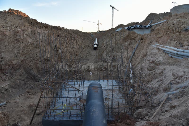 Formwork Solutions for Reinforced Framed Superstructure. Construction ...